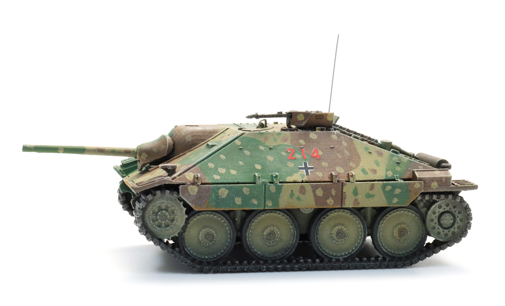 RoCo USA, Inc. German WWII Jagdpanzer 38t Hetzer Ambush