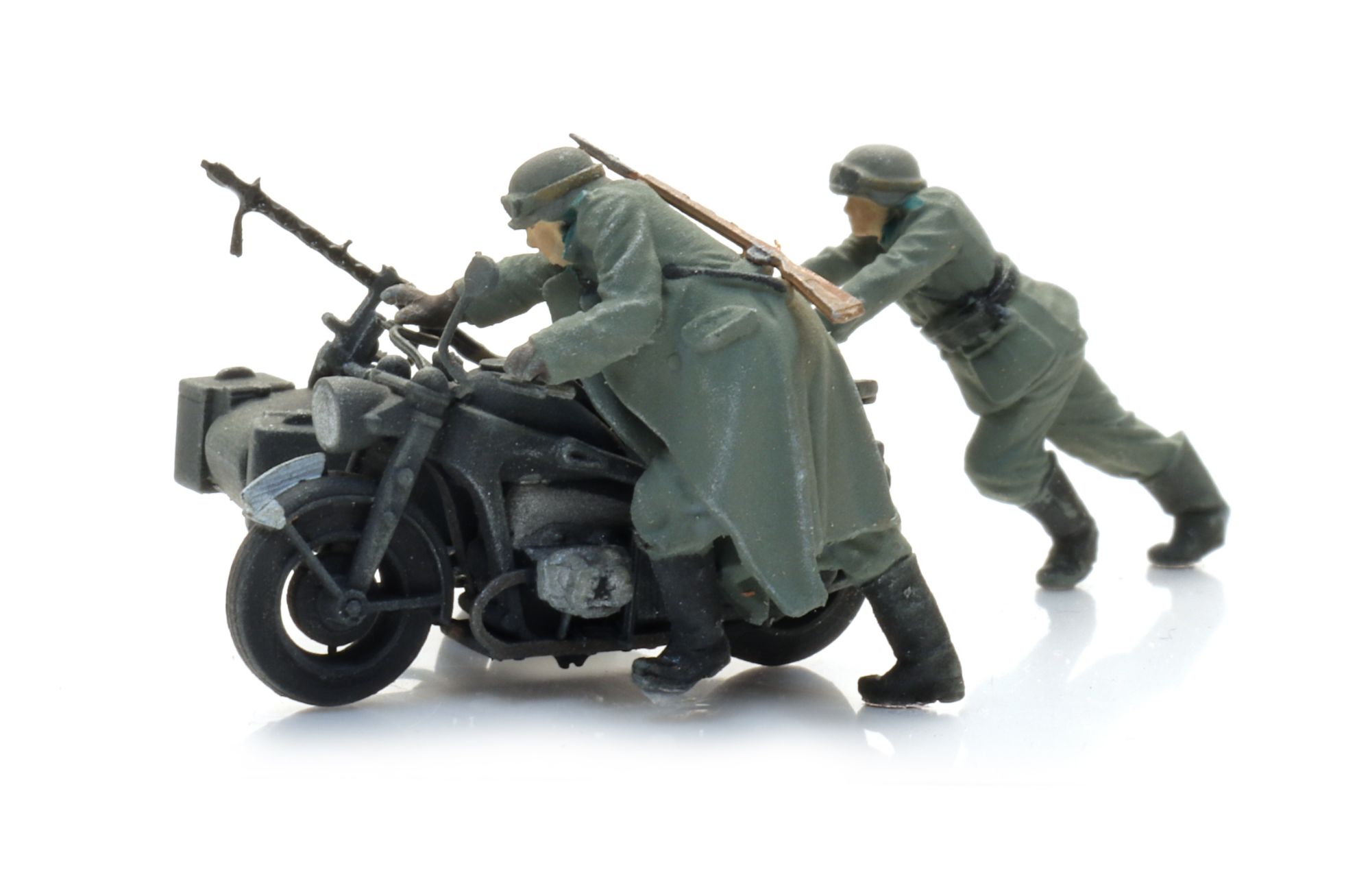 RoCo USA, Inc. German WWII Breakdown: Zündapp with side car + 2 figures