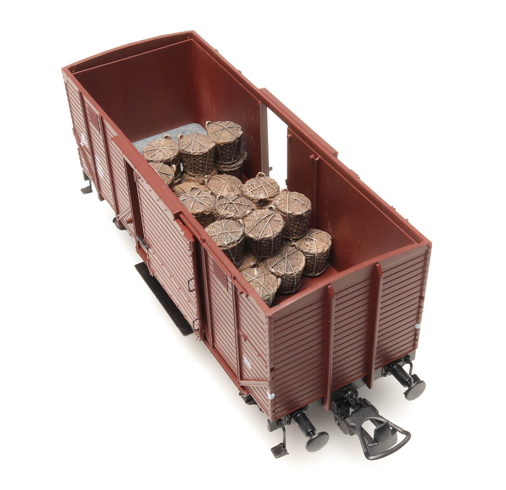 RoCo USA, Inc. Cargo for Box Cars: Fish Baskets