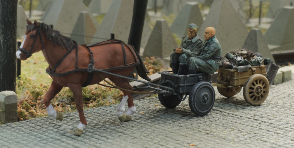 RoCo USA, Inc. German WWII Infantry Cart w.Horse + 2 Figures